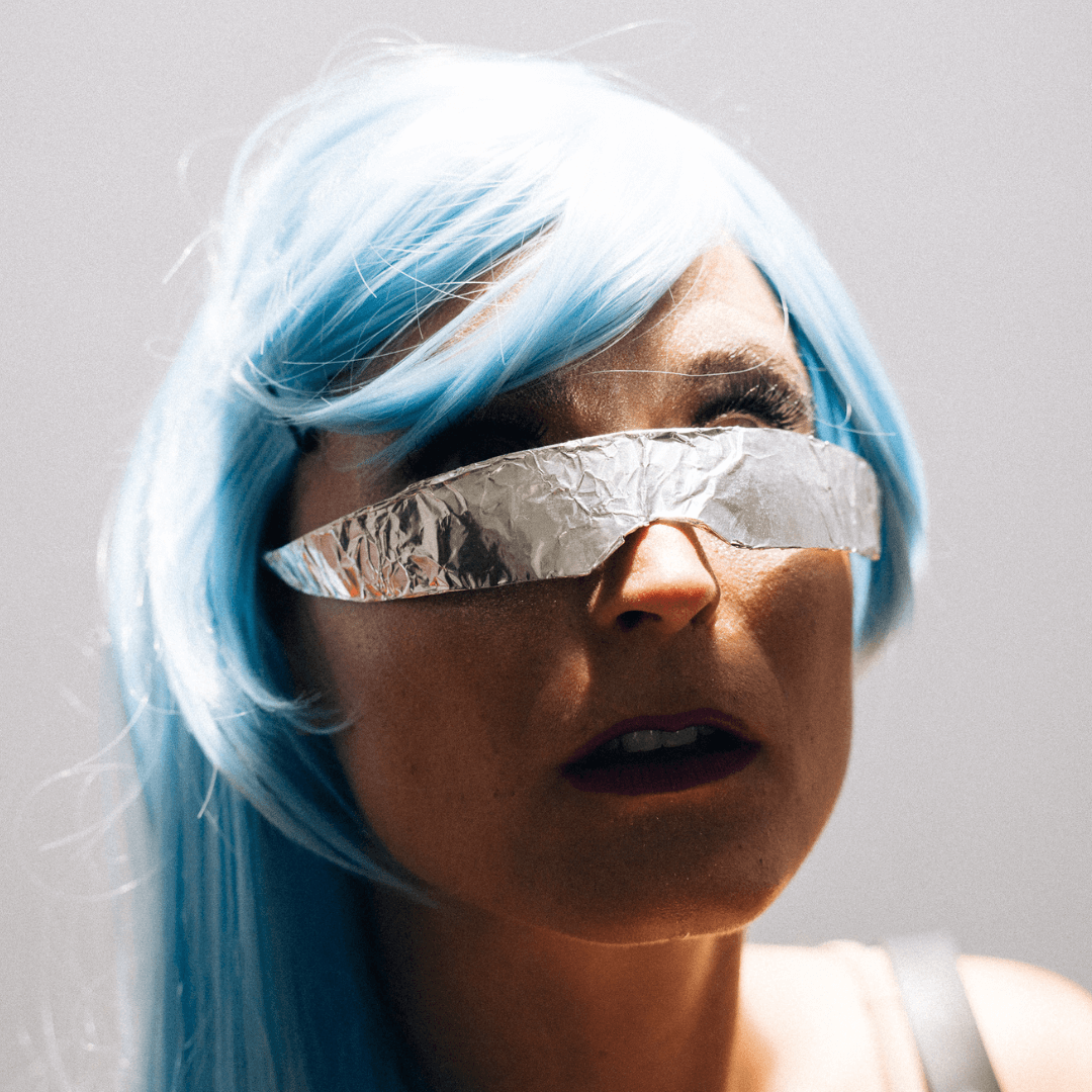 METAL FRAMES – peculiareyewear