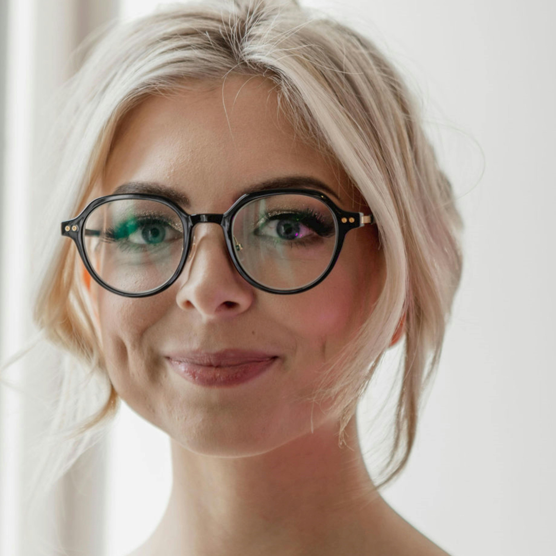 ROUND FRAMES – peculiareyewear